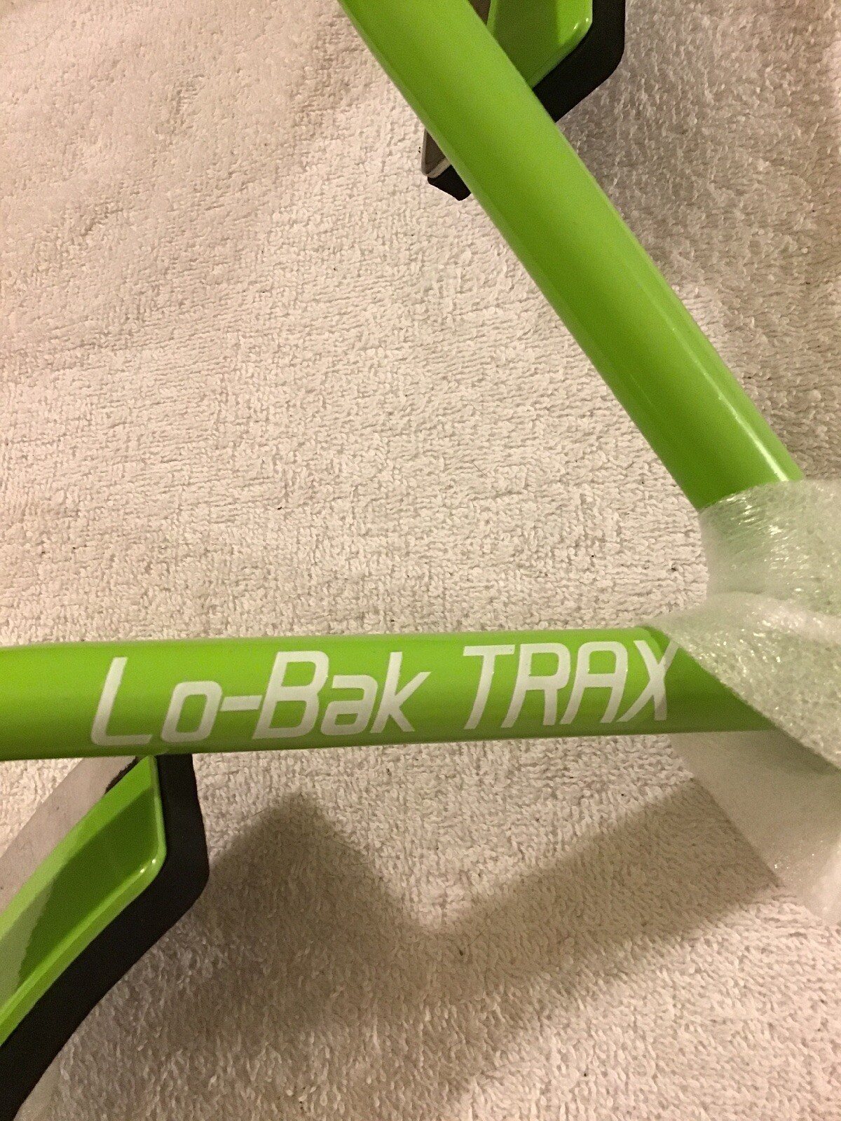 LO-BAK TRAX PORTABLE SPINAL TRACTION FOR LOWER BACK PAIN, Light Green ...