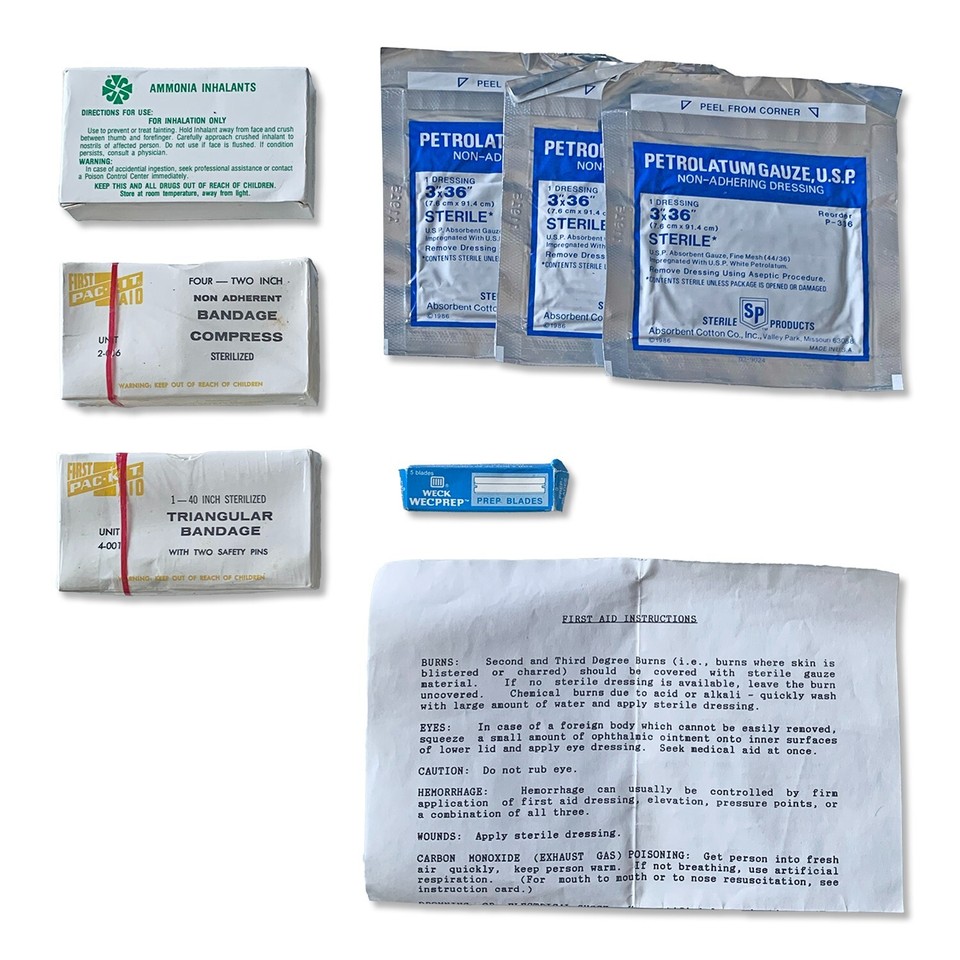 Vintage US Military Aircraft First Aid Kit LS-600-50 with Original ...