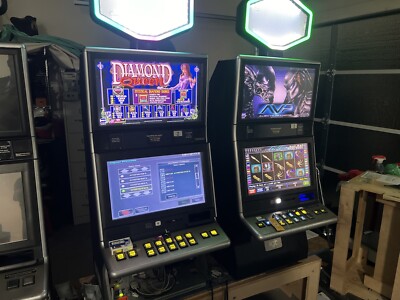 IGT AVP slot machine Multi Denom, Now with Roulette, diamond Queen | eBay