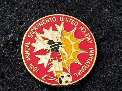 g PINS PIN ENAMEL FOOTBALL SOCCER FOOT USA SACRAMENTO EGF | eBay