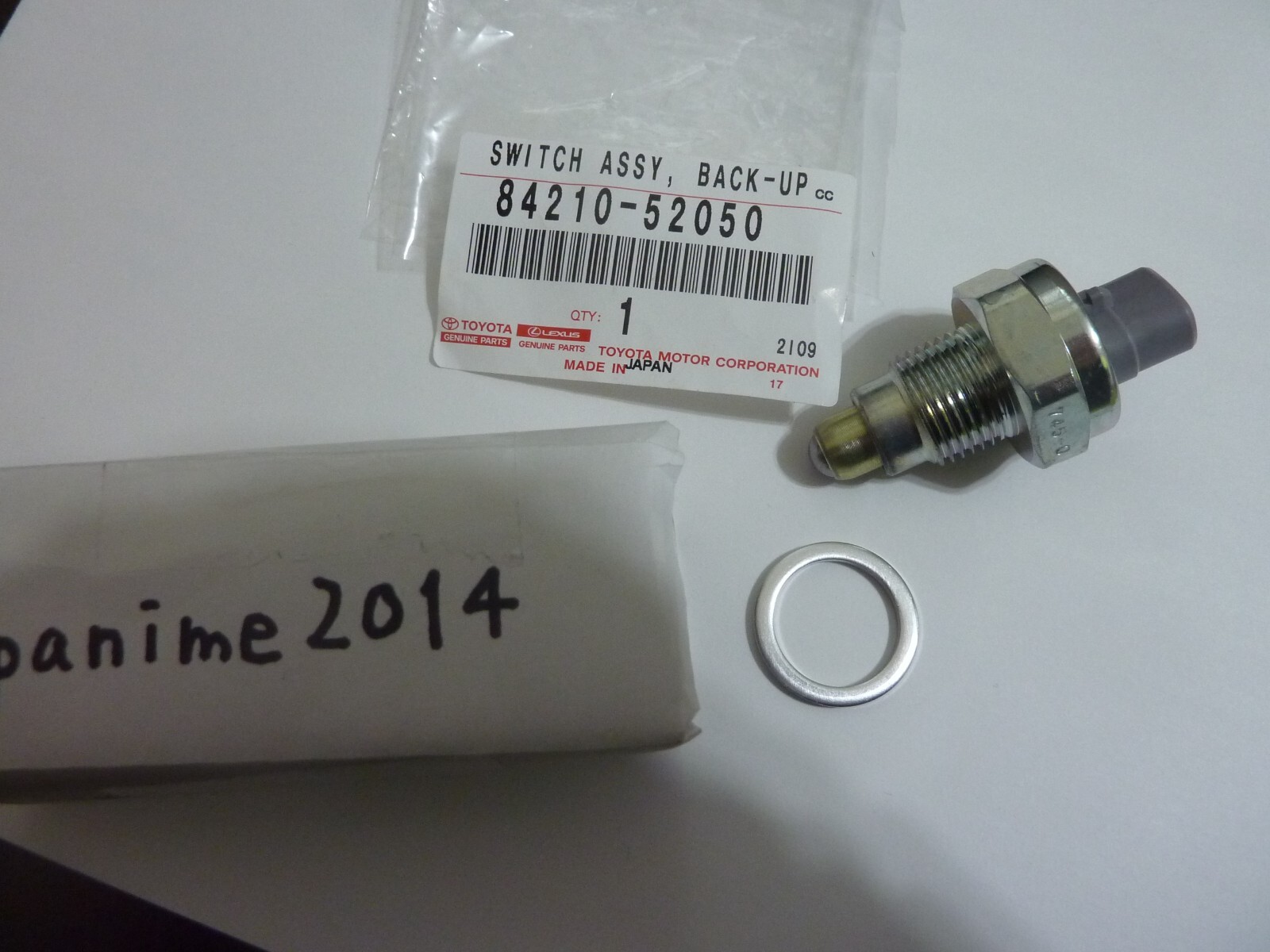 Genuine 4RUNNER CAMRY RAV4 Back UP Lamp Switch Assy 84210-52050 * | eBay