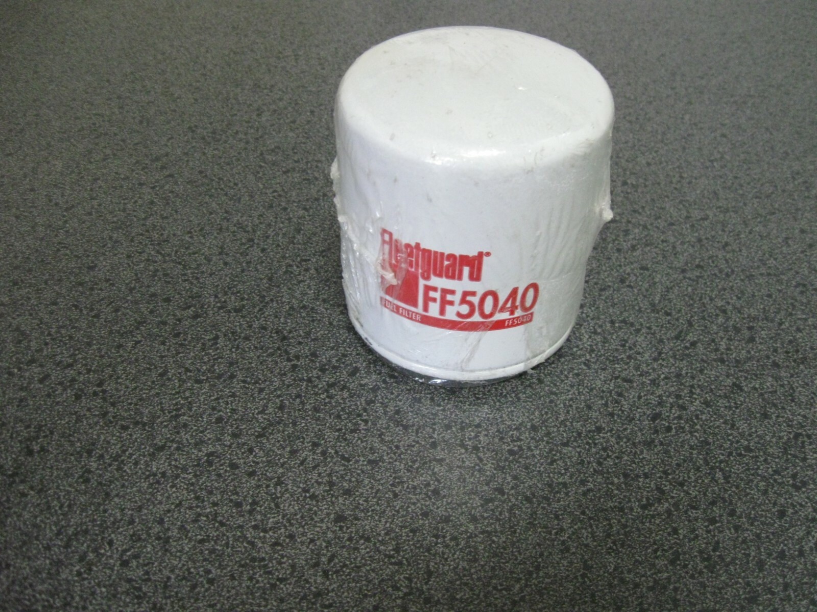 FLEETGUARD FF5040 - Fuel filter cross reference