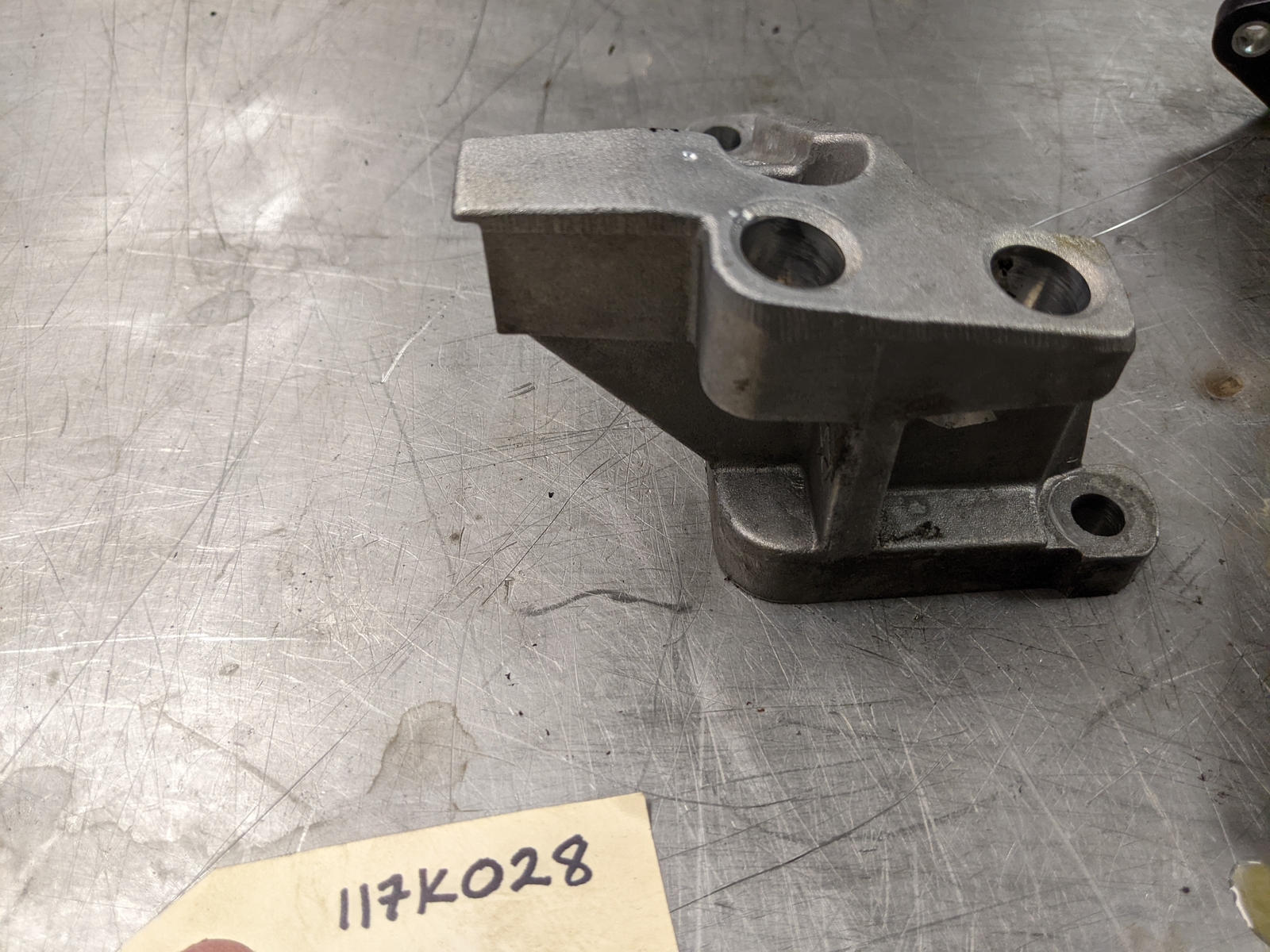 Accessory Bracket From 2015 Jeep Cherokee 2.4 04627309AB | eBay