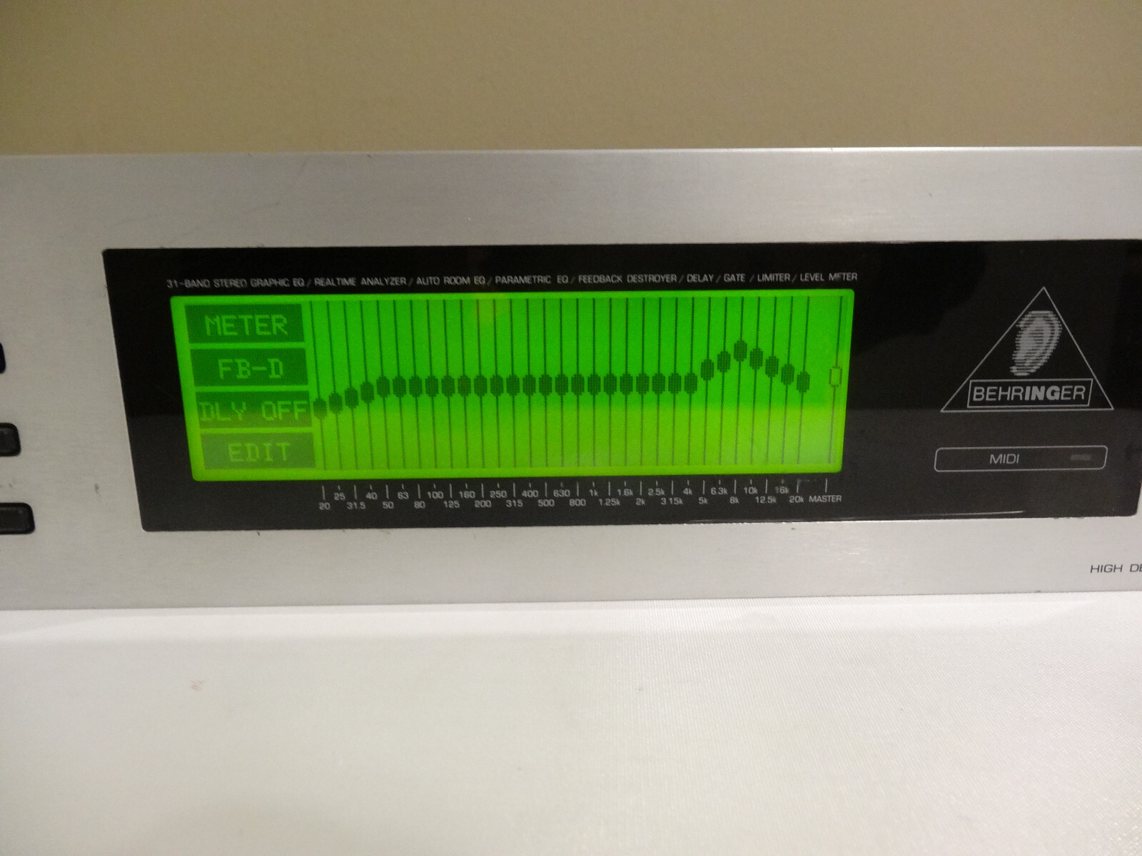 Behringer Graphic Equalizer Ultra Curve Digital Dual DSP 8000 | eBay