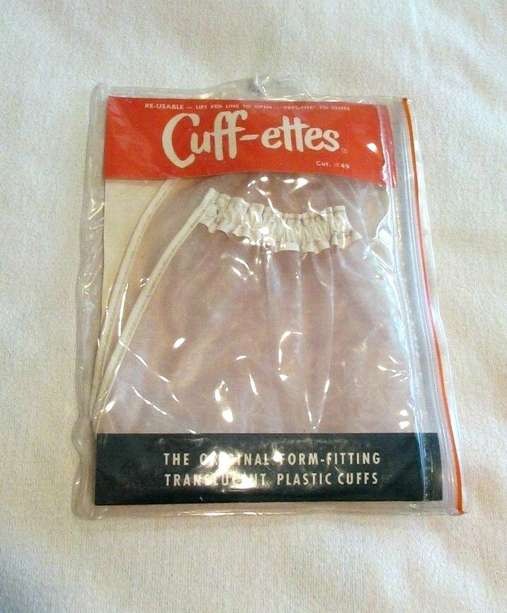 KRENE VINTAGE CUFFETTES FORM FITTING PLASTIC CUFFS MADE OF BAKELITE ...