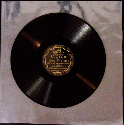 NAT SHILKRET WHO'LL BUY MY VIOLETS / AMAPOLA VICTOR RECORDS 78 RPM 177 ...