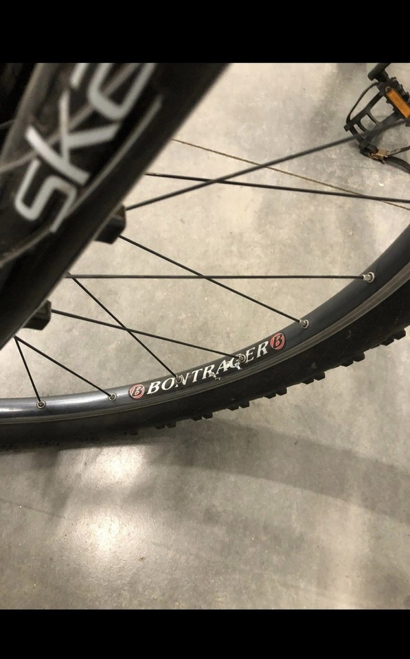 YETI FRO Mountain Bike Vintage Lemon Yellow W/ Extra Peddles Included ...