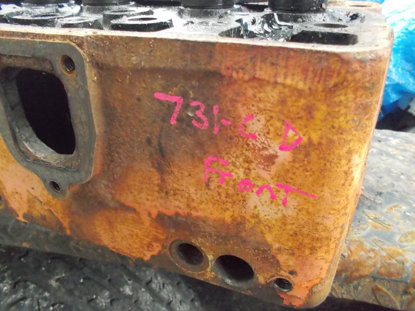 Case 731 Diesel D tractor engine motor Front Rear cylinder head A20957 ...
