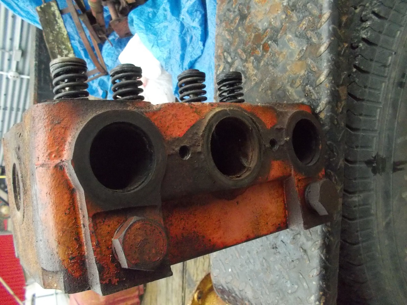 Case 731 Diesel D tractor engine motor Front Rear cylinder head A20957 ...