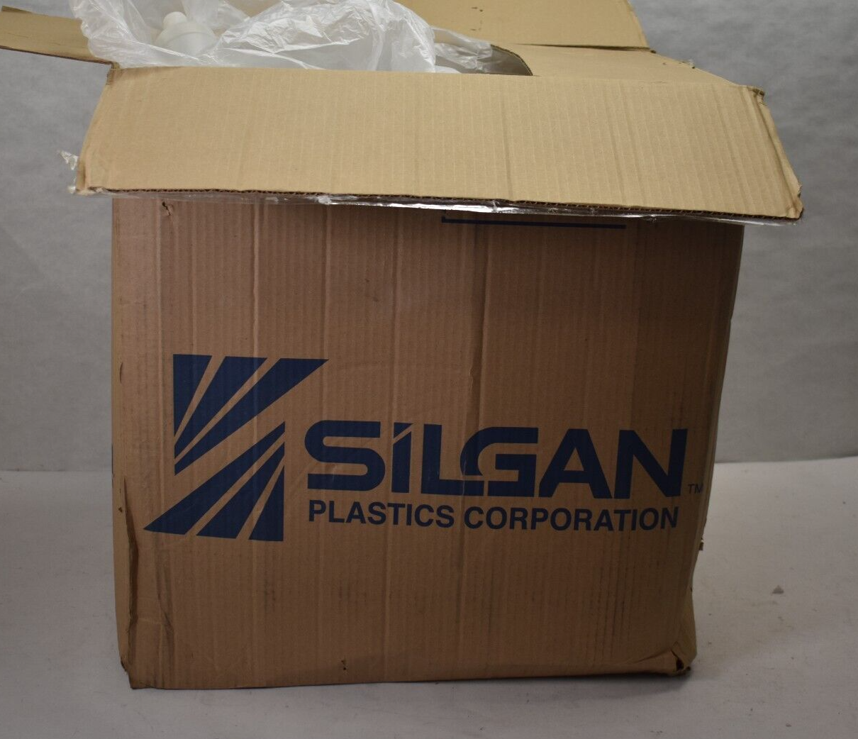 Lot of 100 Silgan Plastic Corp 8 oz Cylinder Bottles No Lids Clear ...
