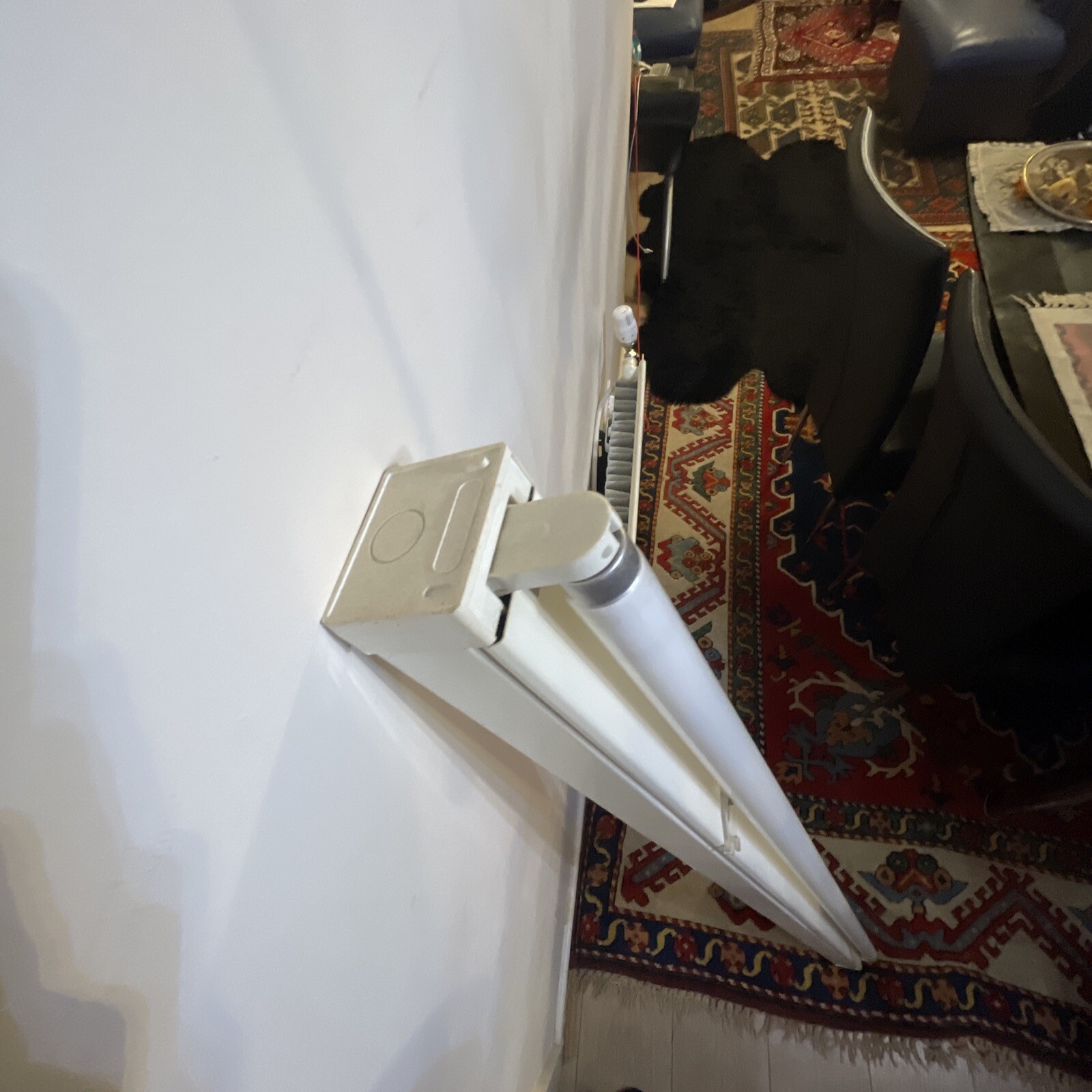 5ft T8 Single Florescent White Ceiling Mounted Tube light | eBay UK