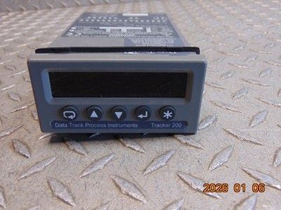 DATA TRACK TRACKER 200 MODEL 260 DIGITAL PANEL INDICATOR | eBay