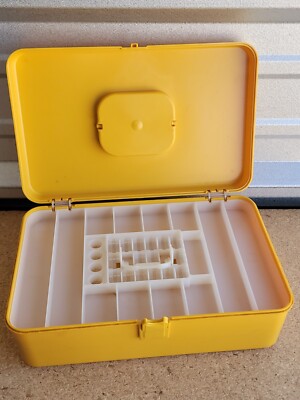 Vintage Sewing Thread Bobbin Box Case Wilson Wil-Hold Yellow Plastic w ...
