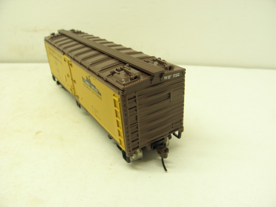 ROUNDHOUSE 40' WOOD REEFER - WEST INDIA FRUIT #722 - HO SCALE - FACTORY ...