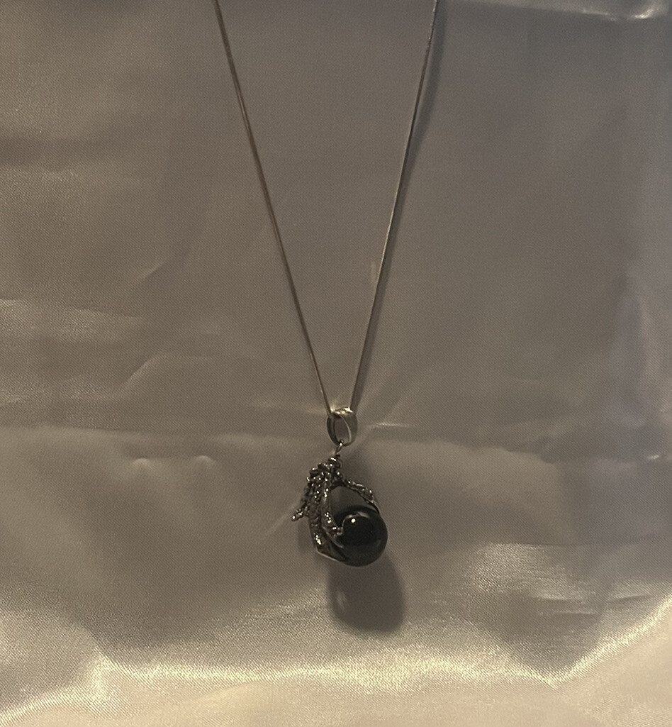 BIRD CLAW/TALON PENDANT W/ FAUX ROUND BLACK STONE - Gem