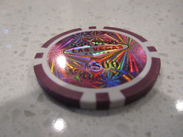 $500 Purple Laser Holo Casino Chip Las Vegas Welcome Sign + FREE Poker ...