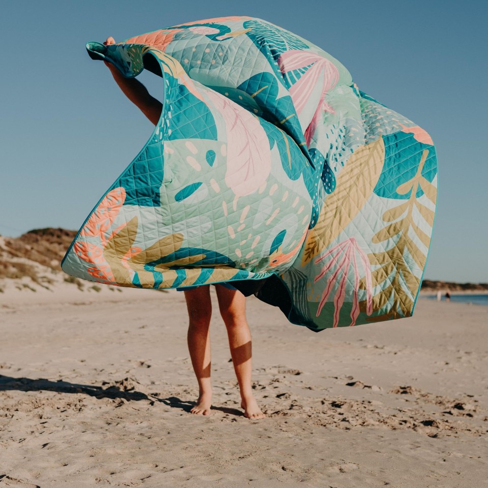 Jumbo Picnic Rug, Premium Large Picnic Mat, 6'7" x 6'7", Outdoor ...