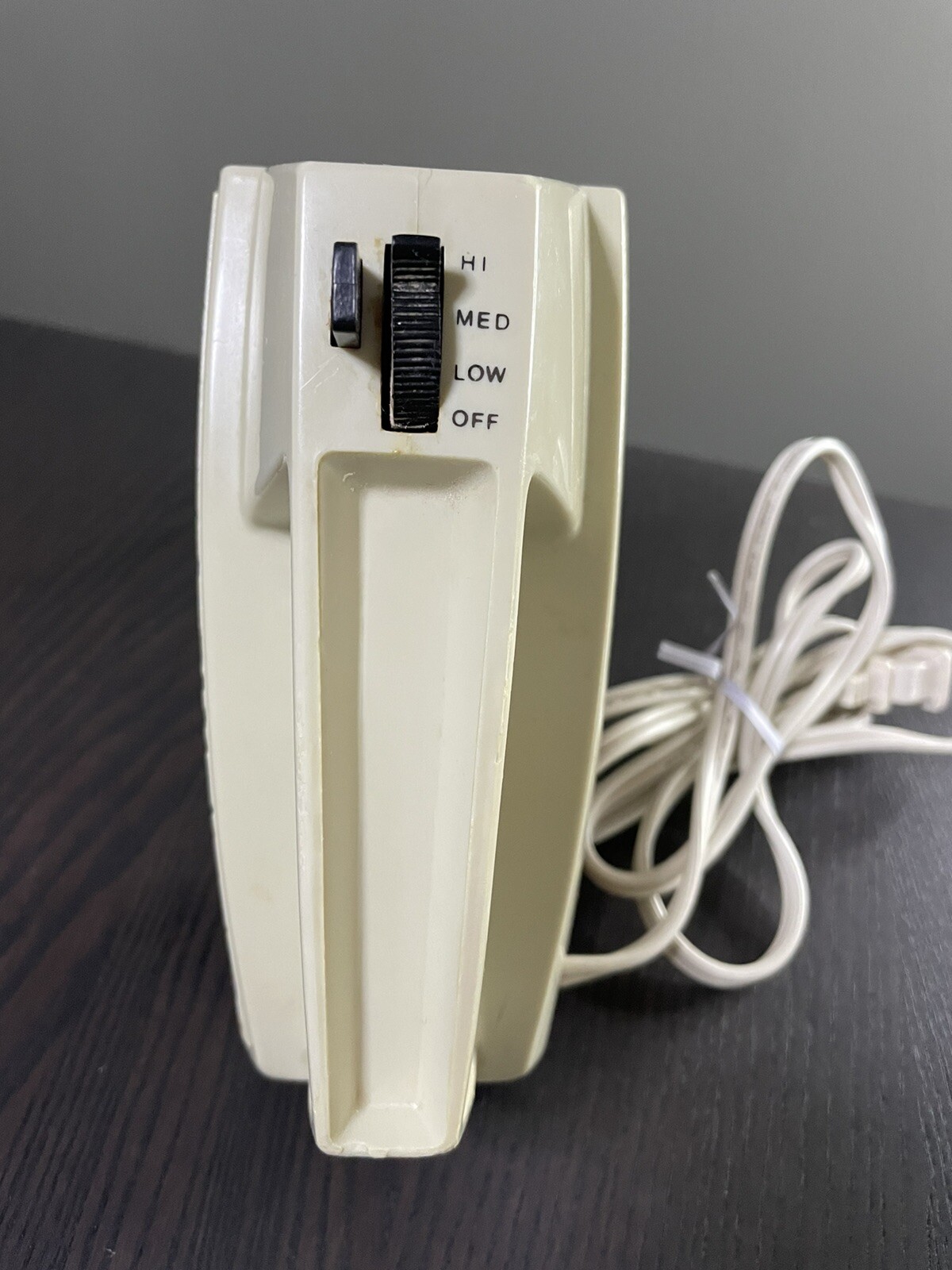 Vintage Robeson 3 Speed Hand Mixer 0405 Country Kitchen Cooking 2.T1 ...