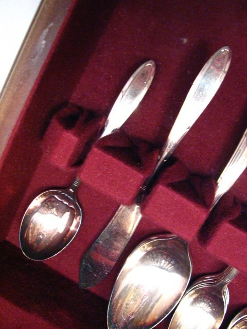 Set Nobility Silver Plate Silverplate Reverie Flatware 36pcs Service 8 ...