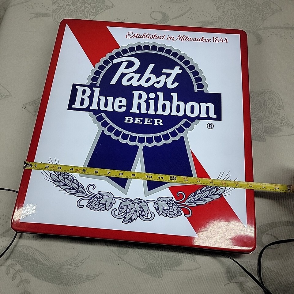 Pabst Blue Ribbon Beer Led Light Up Sign Milwaukee Bar Game Room Man ...