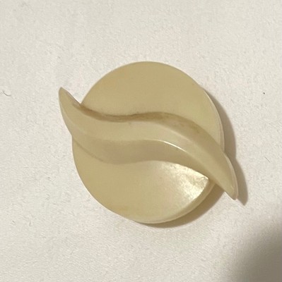 Dial pointer from a Silvertone model 25 AM/FM radio | eBay