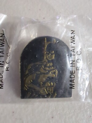Batman DC Comic Book Movie TV Superhero Pin Pinback 1988 Black Gold ...