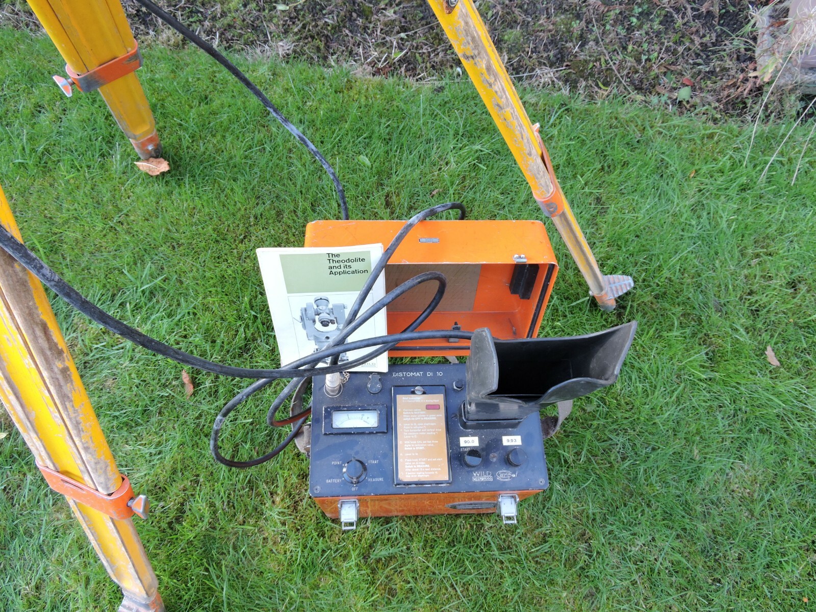 Wild T2 Theodolite, with Distomat Measuring Device, good condition, in ...