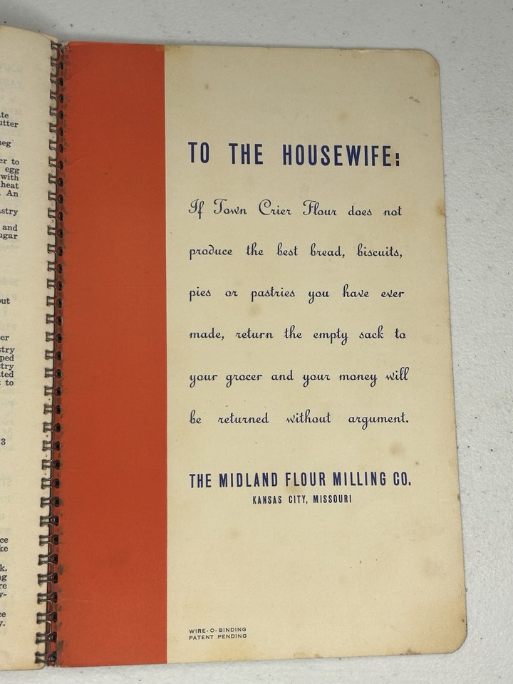 Town Crier Recipe Book: 300 Recipes Midland Flour Milling Co. VTG 1938 ...