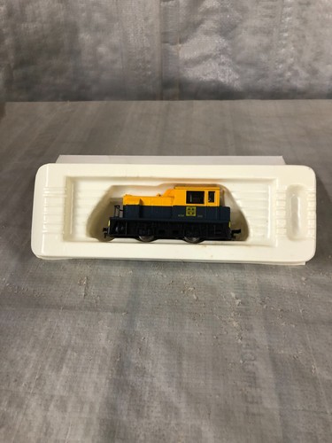 HO Scale-AHM-Santa Fe ATSF 332-Switcher/Locomotive -Untested | eBay