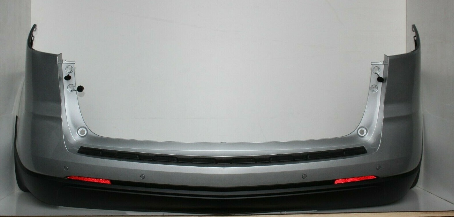 2013-2017 Chevy Traverse Rear Bumper Assembly W/Sensors OEM SILVER ...