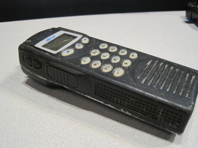 MACOM HARRIS P7100 IP 800 Mhz Portable 2-Way Radio HT715081X for sale ...