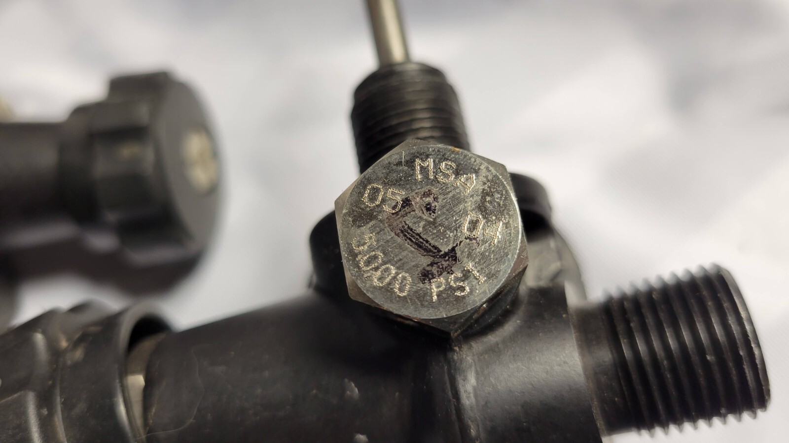 MSA 2215 PSI X 100 Cylinder Valve Assembly SCBA Bottle TANK GAGE - LOT ...