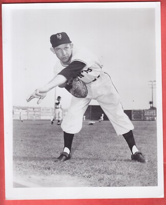 1956 NEW YORK GIANTS TEAM ISSUE 8 X 10 GLOSSY DON LIDDLE | eBay