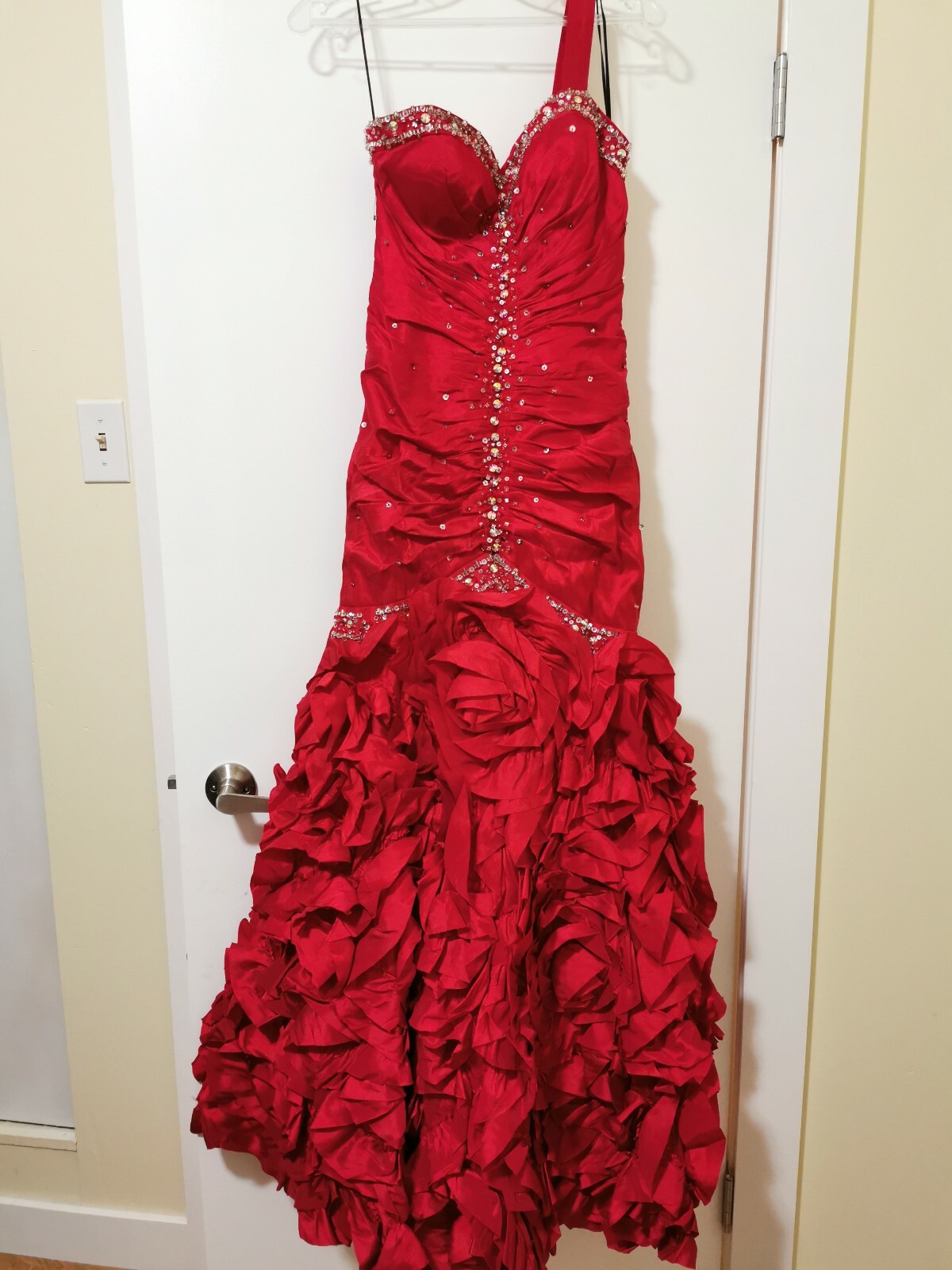 Quinceañera or Prom Red Roses Mermaid Formal Corset G… - Gem