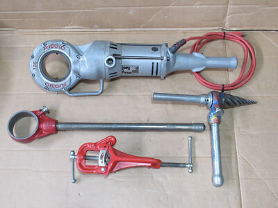 Pipe Threaders - 700 Power Drive