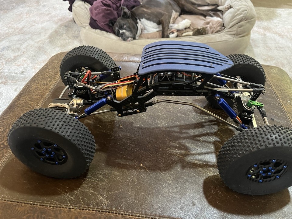 Rhino Yue V2 Crawler, 4 Wheel Steer | eBay