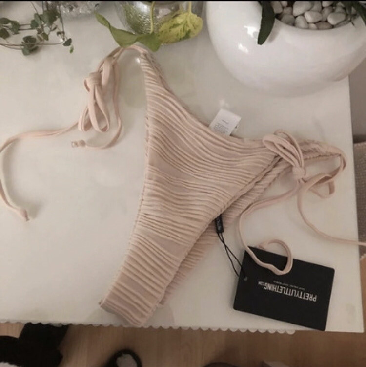 ladies Cream textured plisse bikini bottoms 12 Womens beach summer ...