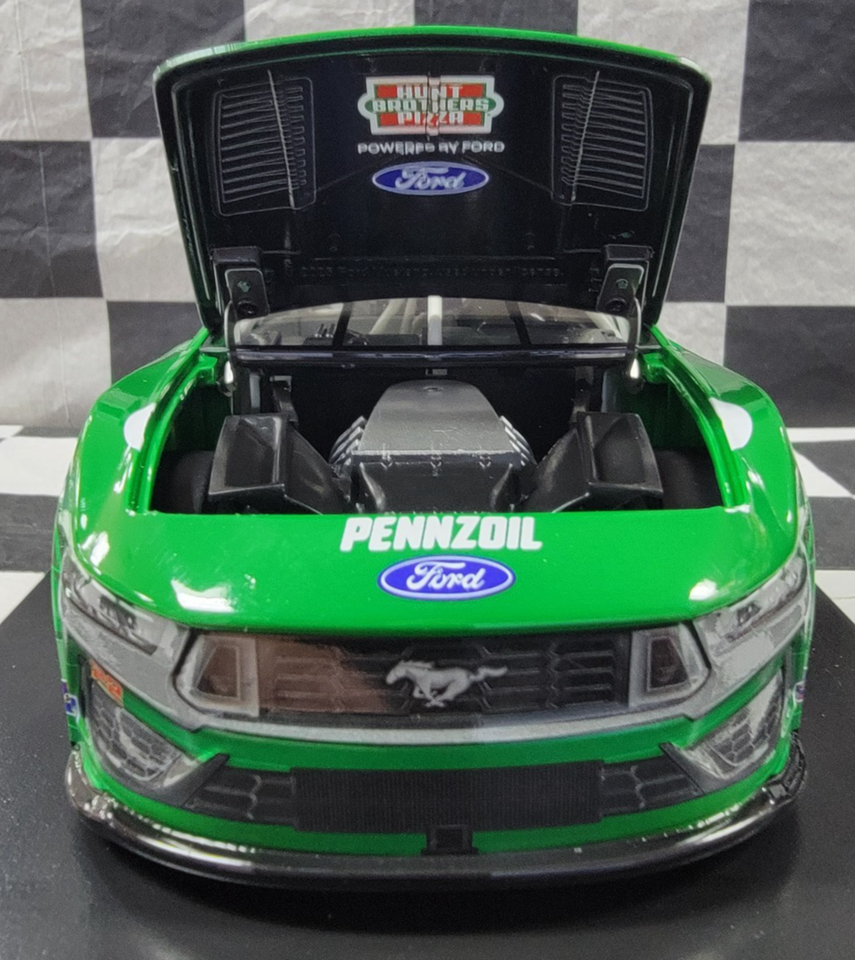 Joey Logano #22 Hunt Brothers Pizza *2025* Mustang 1:24 C222523HBPJL | eBay