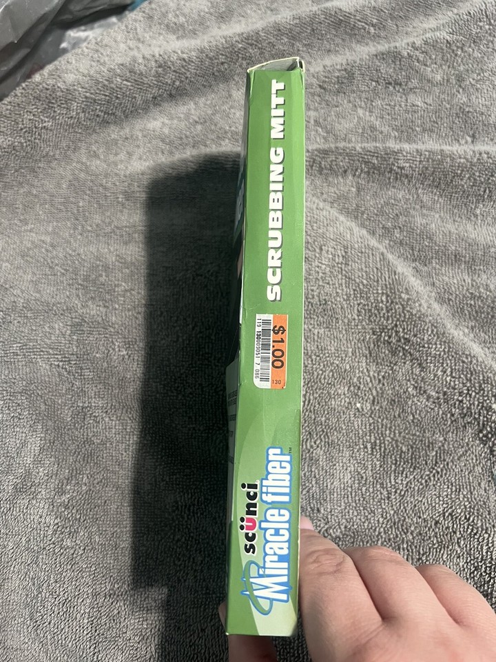 (1) Scunci Miracle Fiber Scrubbing 8x9 Mitt Model 52205 Reusable ...