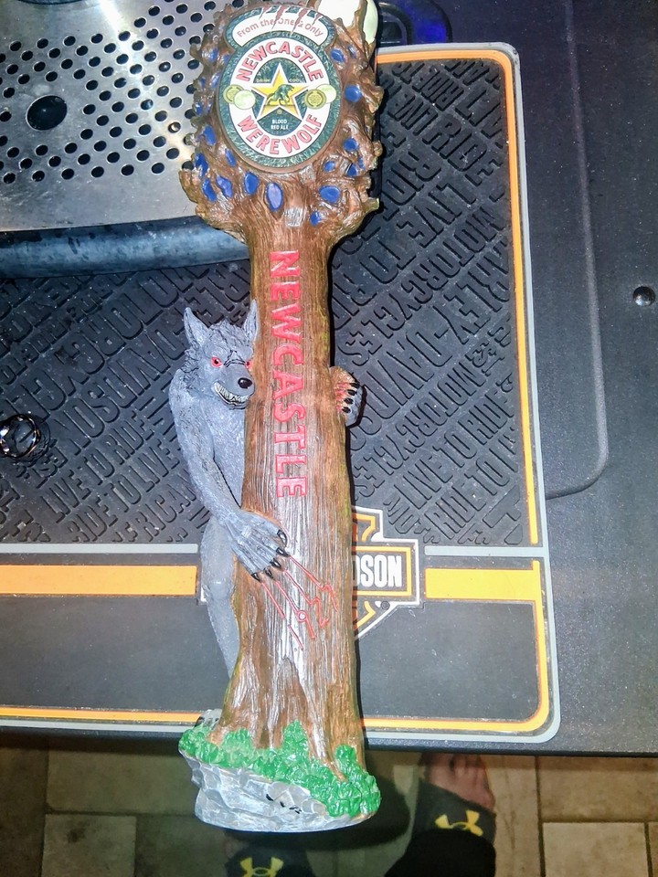 NEWCASTLE WEREWOLF BLOOD RED ALE WEREWOLF draft beer tap handle ...