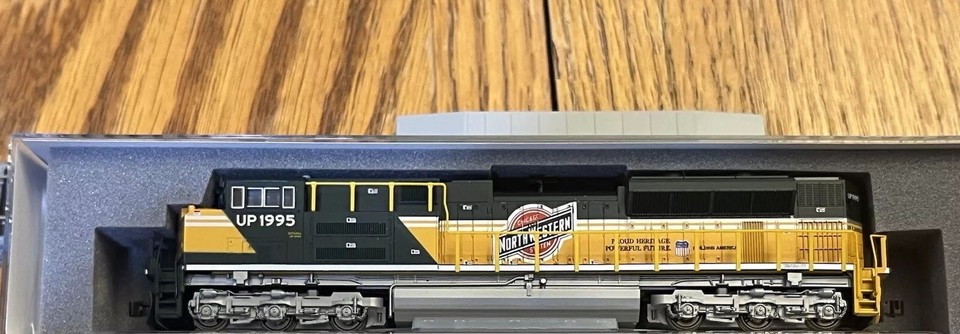 Kato N Scale SD70ACe CNW Locomotive W/Dcc | eBay