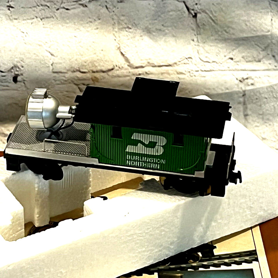 Vintage Ho Scale Tyco Operating Floodlight Burlington Northern Car #346 ...