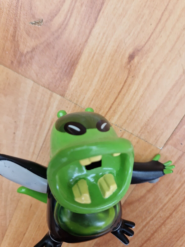 10CM Bandai Ben 10 Alieno Force Upchuck Defender Action Figure ...