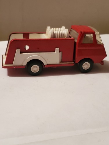 Vintage 1970s Mini Die Cast TONKA Mini Fire Truck Pumper, Red Pressed ...