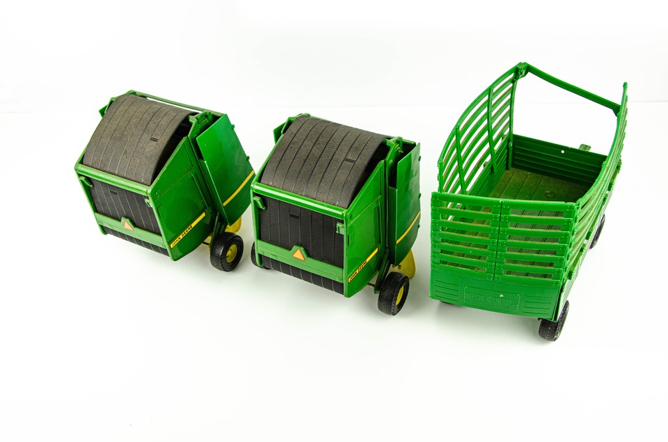 1960s to 1970s Ertl 1/16 John Deere Tractor Implement Lot Hay Baler ...