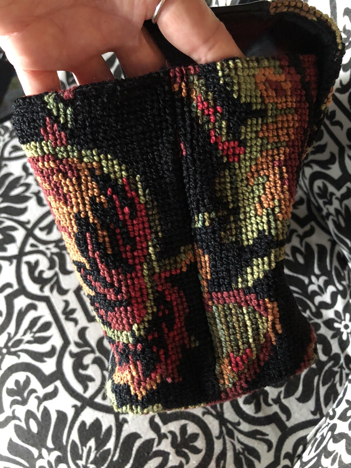 Vintage Verdi Black Floral Needlepoint Tapestry handb… - Gem