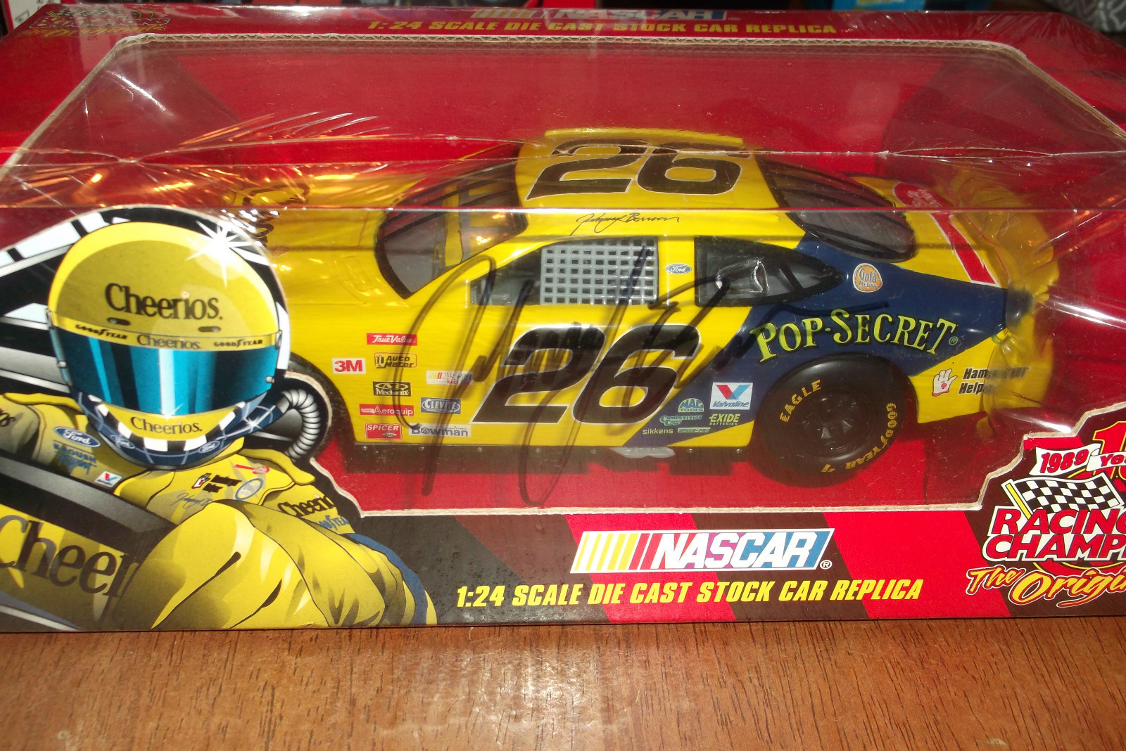 JOHNNY BENSON SIGNED #26 CHEERIOS 1:24 SCALE RACING CHAMPIONS 10 YEARS ...