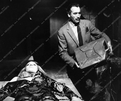 1733-33 Christopher Lee horror film scene 1733-33 1733-33 | eBay