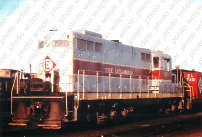 Erie & Lackawanna EL 1237 EMD GP7 Wood St. Chicago ILL 5-5-70 Photo | eBay