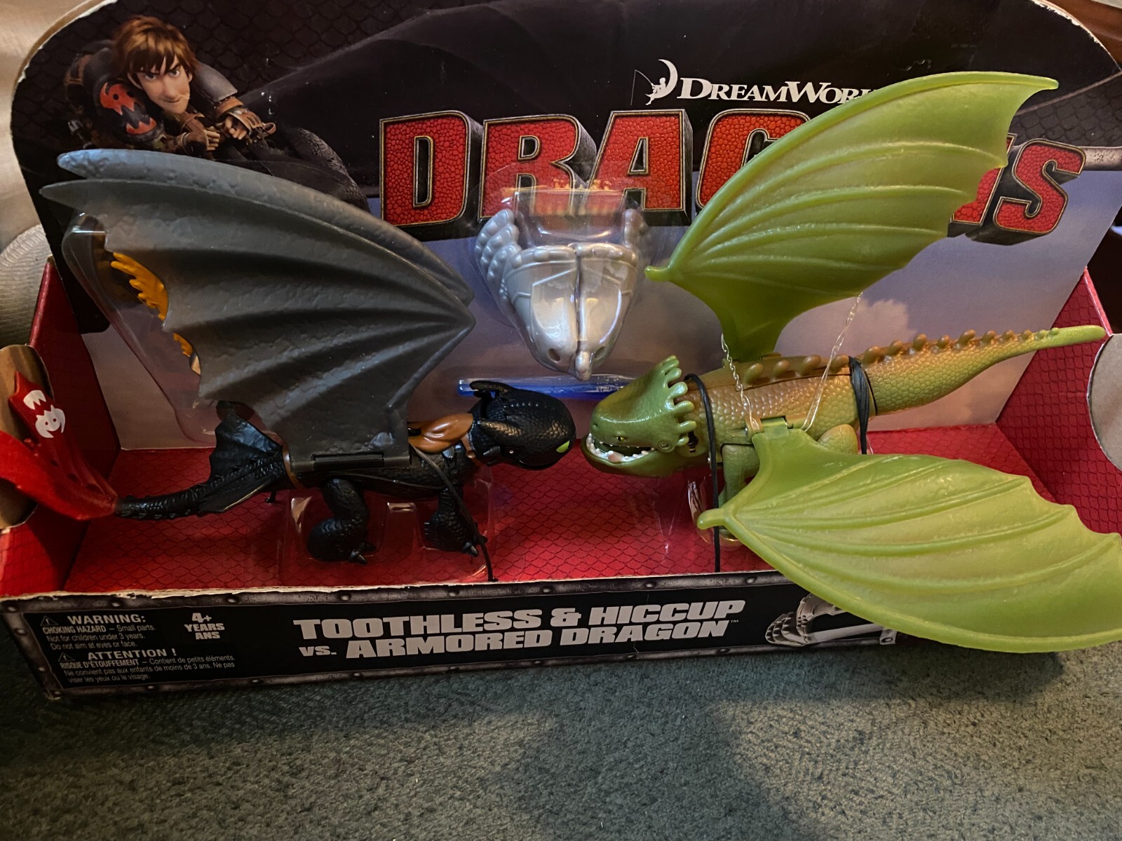 Toothless & Hiccup vs Armored Dragon with breakaway armor DreamWorks ...